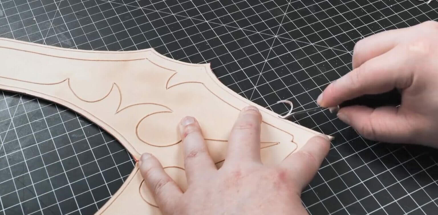 DIY Fantasy Breastplate | Leather Armor Tutorial